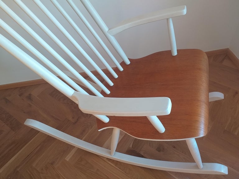 Midcentury Finnish Rocking Chair by Varjosen Puunjalostus for Uusikylä ...