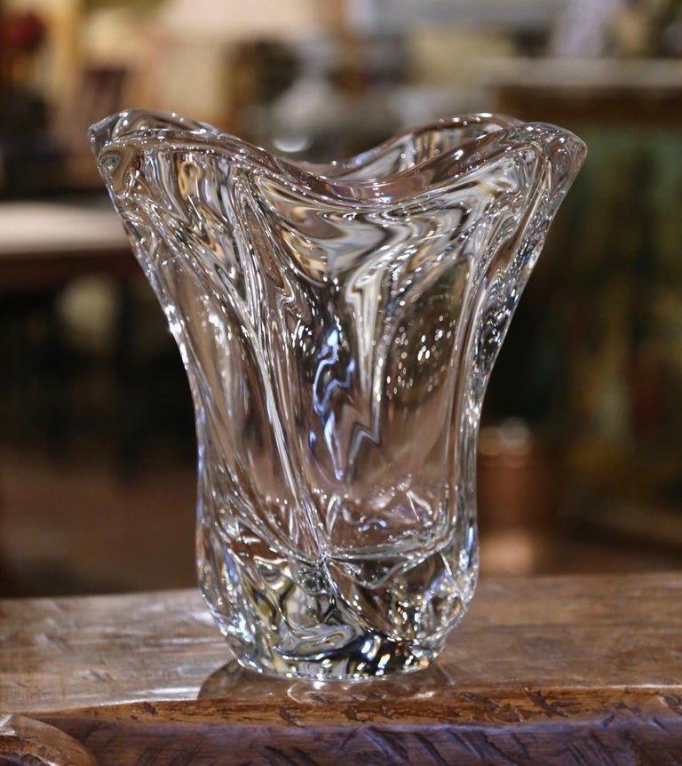 Mid-Century French Blown Clear Crystal Vase For Sale at 1stDibs