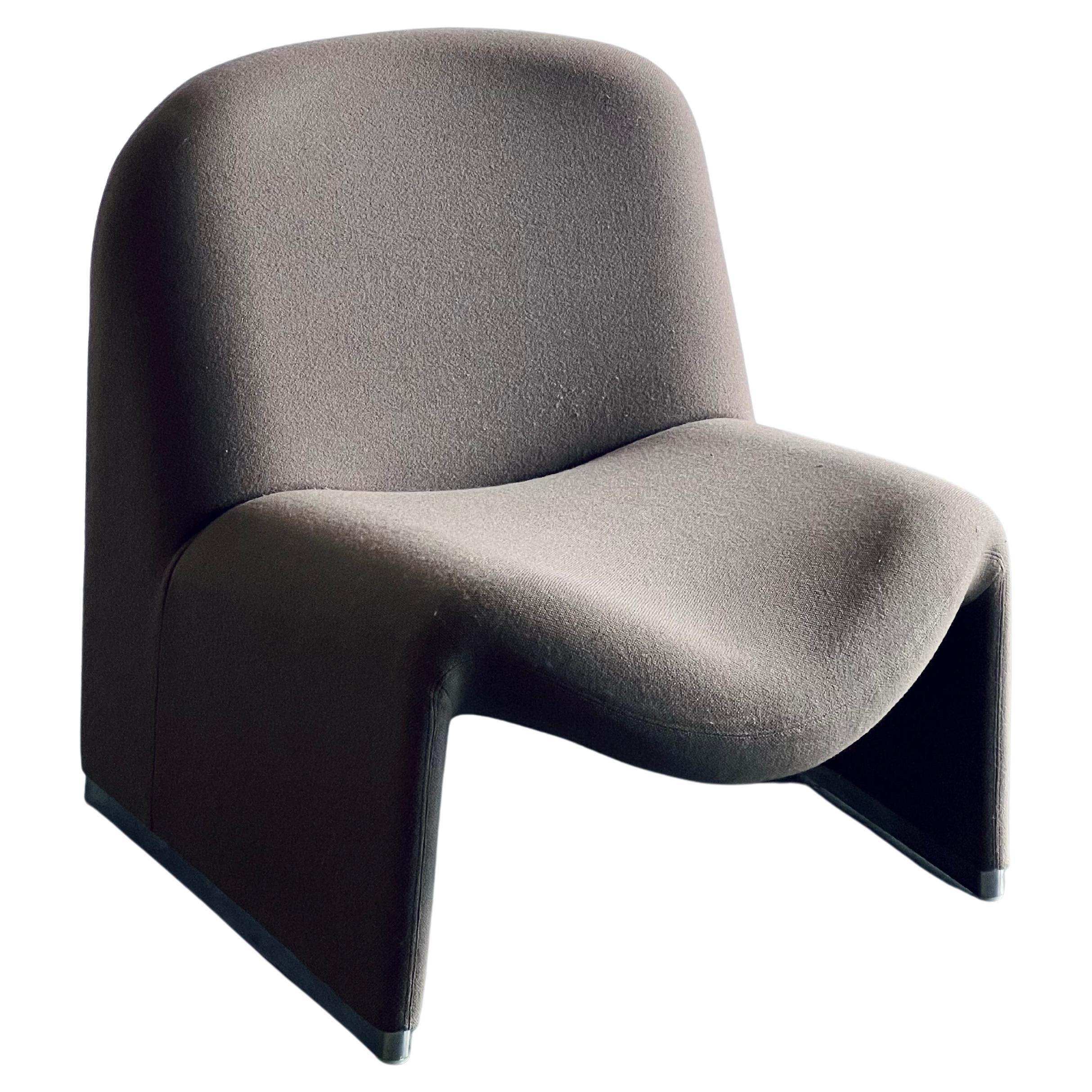 Four Red "Alky" Chairs by Giancarlo Piretti for Castelli at 1stDibs