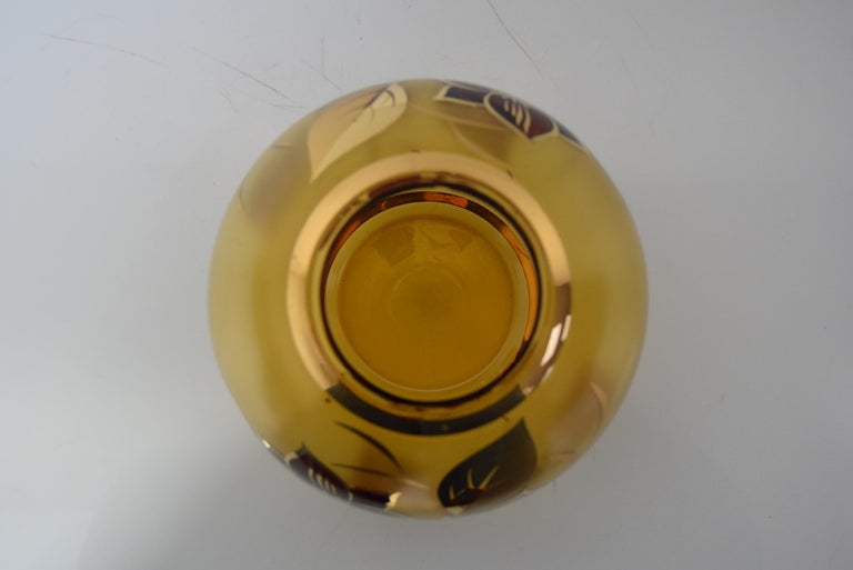 Mid-century Glass Vase, 1970's. For Sale at 1stDibs