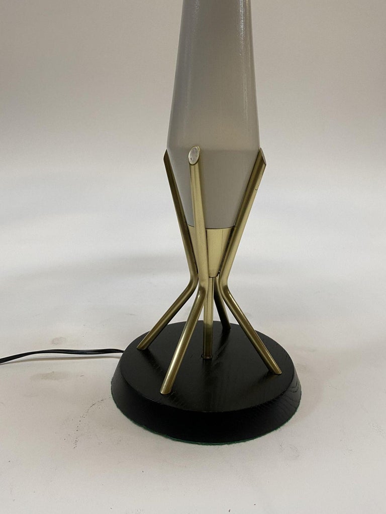 Mid Century Googie Table Lamp W/ Spun Fiberglass Shade For Sale at 1stDibs