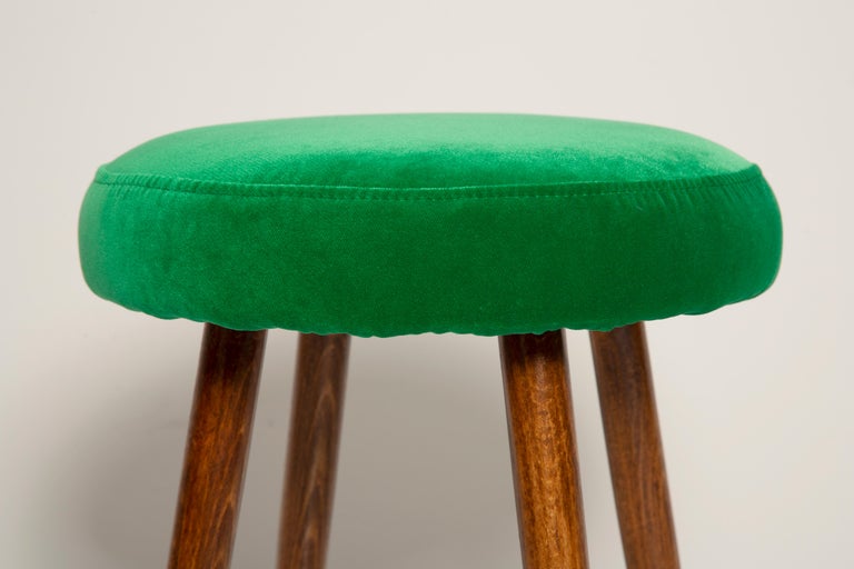 Mid-Century Grass Green Velvet Stool, Europe, 1960s For Sale at 1stDibs