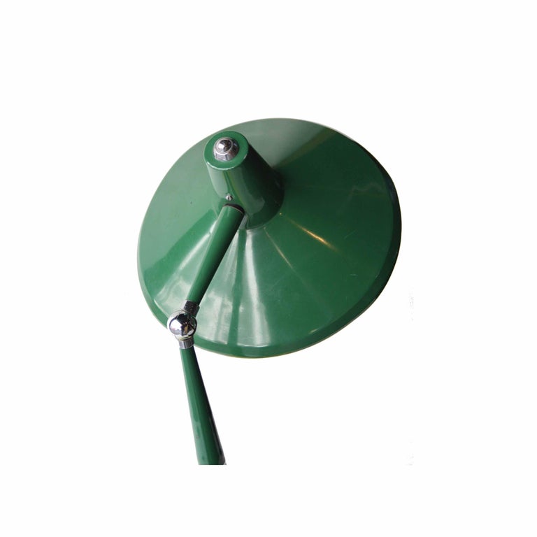 Mid-Century Green Revolving Table Lamp, Italia, 1960 For Sale at 1stDibs