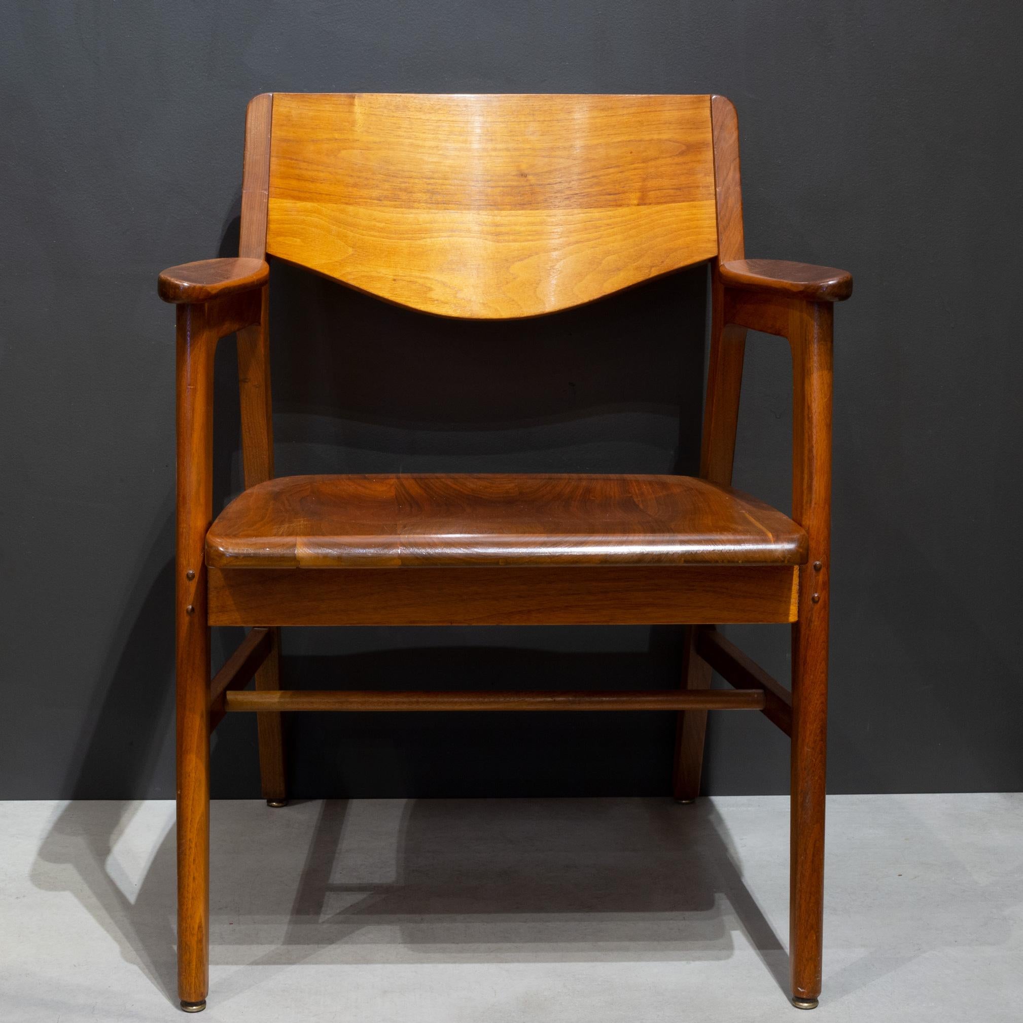 Midcentury Gunlocke Sculpted Oak Chair, circa 1960 For Sale at 1stDibs