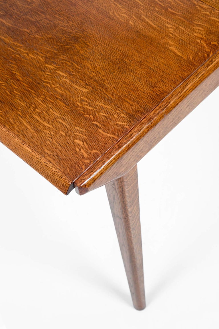 harris lebus dining table