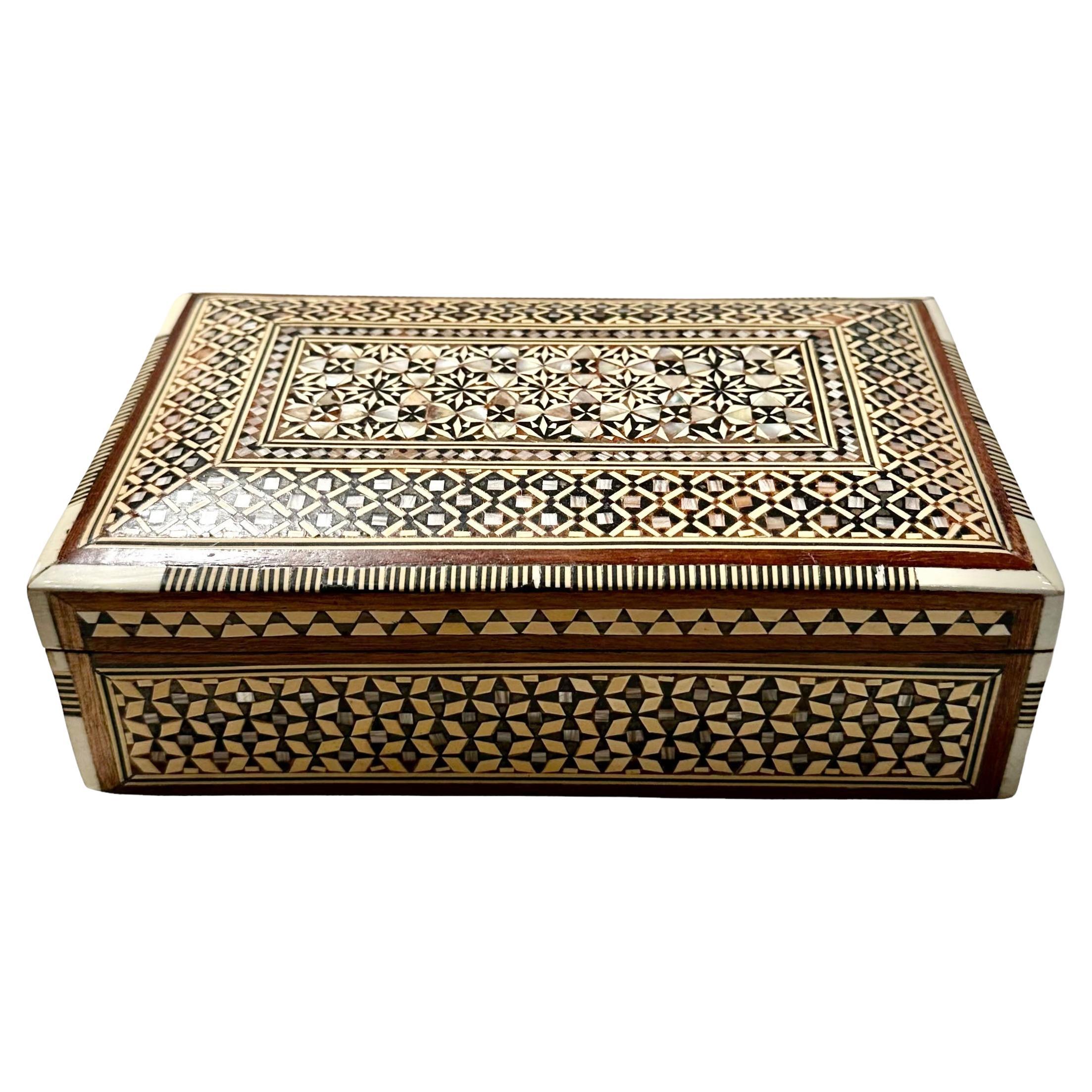 Bone Boxes - 360 For Sale at 1stDibs | decorative bone box, bone ...