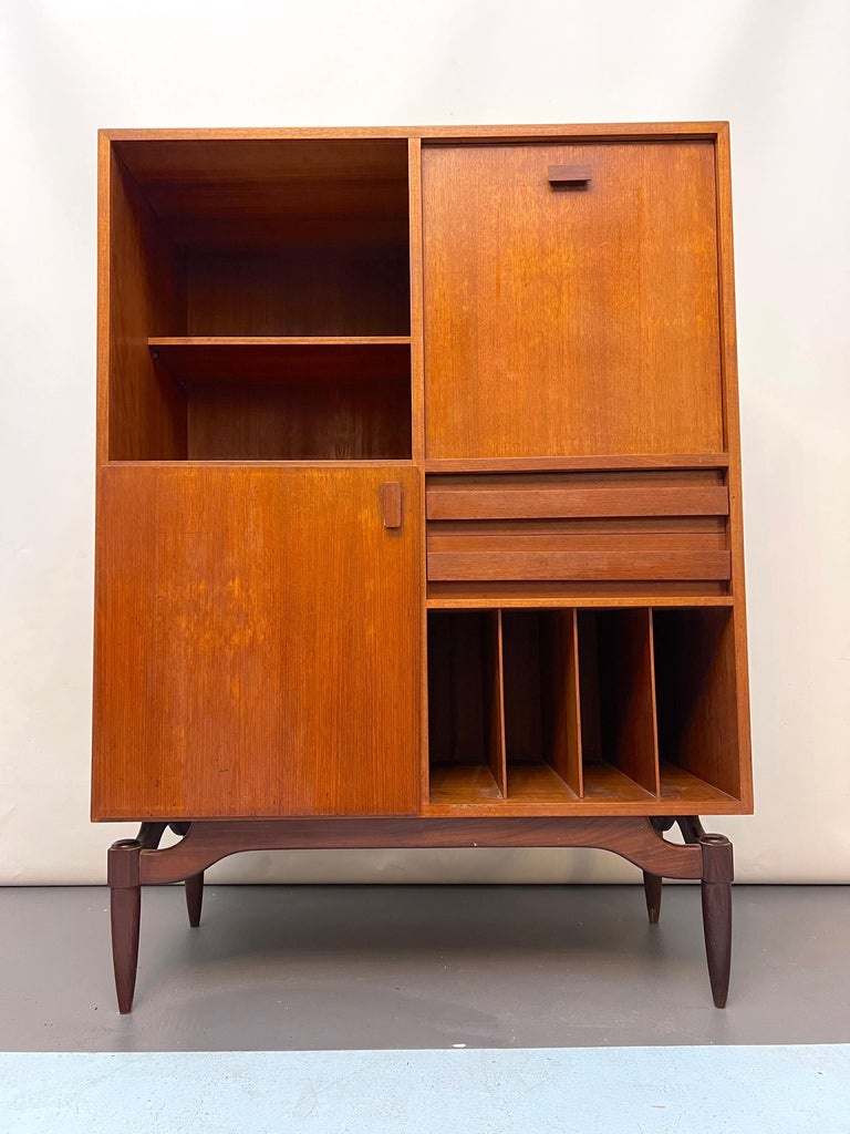 Mid-Century Italian Wood Sideboard from 50s For Sale at 1stDibs