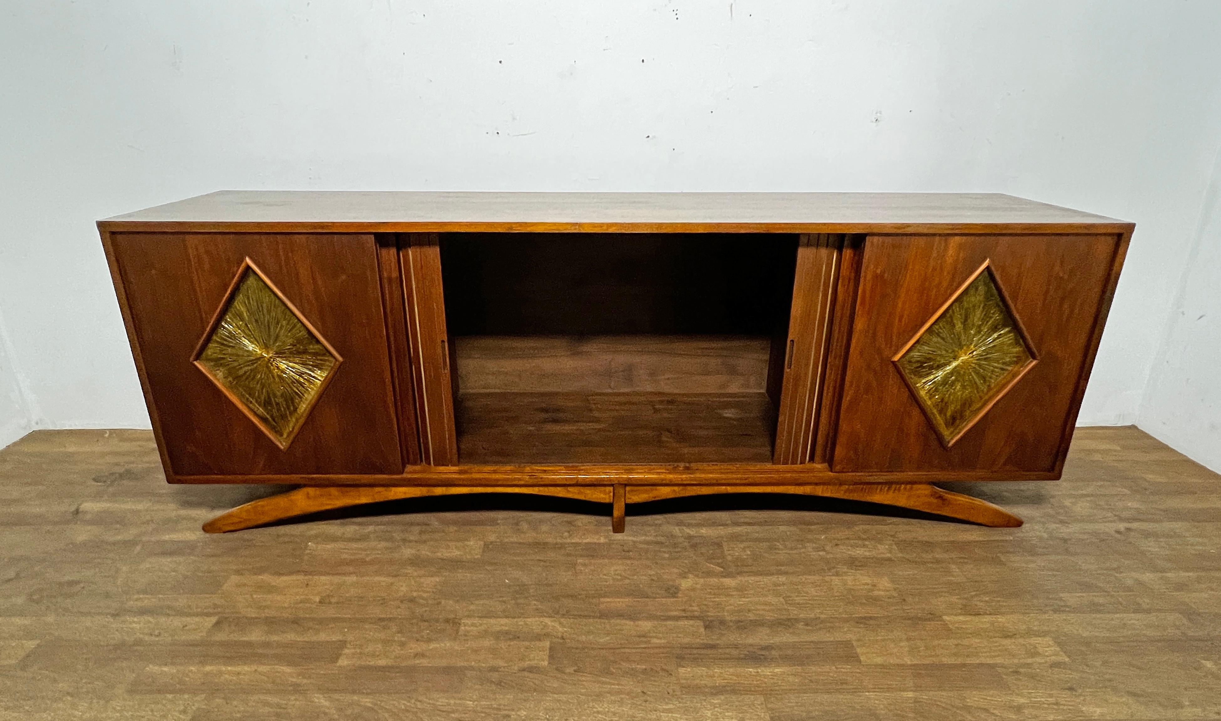 Mid-Century Sculptural Walnut Credenza Circa 1960s For Sale at 1stDibs