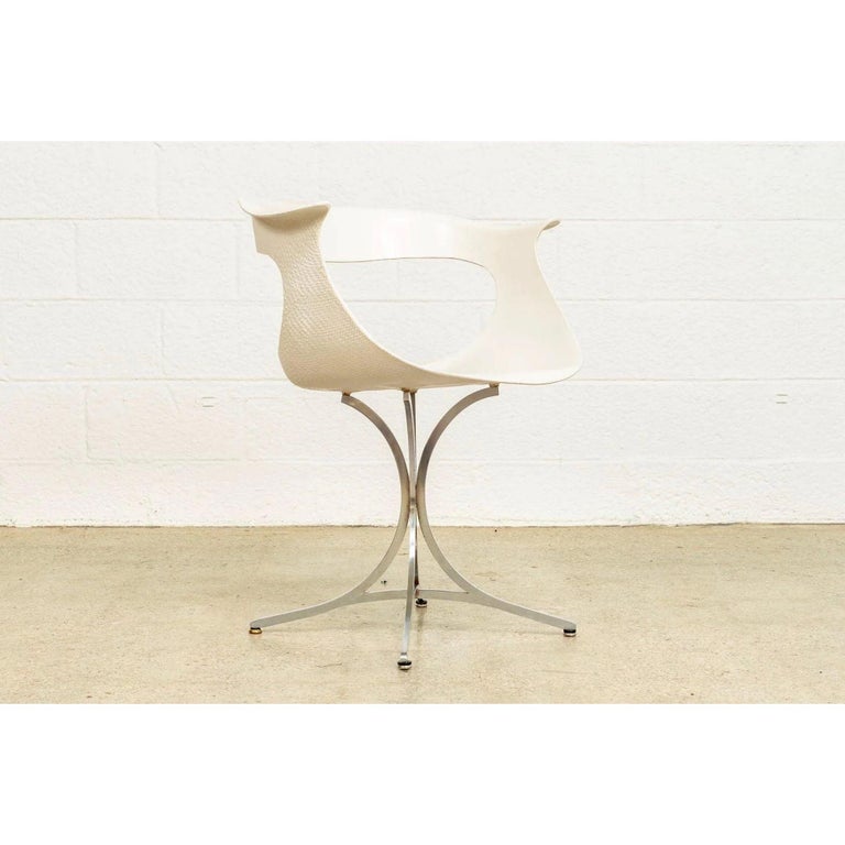 Midcentury 'Lotus' armchair in Fiberglass by Erwine and Estelle Laverne ...