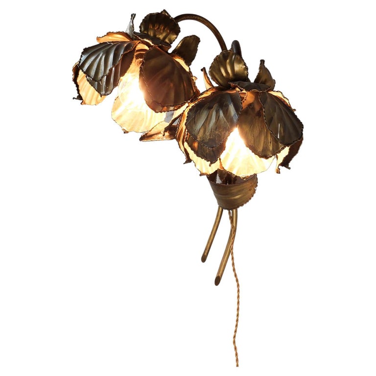 Mid-century Maison Jansen brass wall lamp with flowers For Sale at 1stDibs