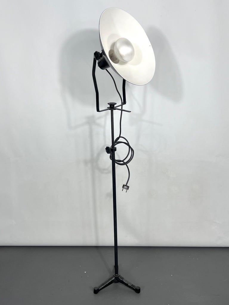 Mid-Century Metal Studio Photographer Lamp, Italy 1940s For Sale at 1stDibs