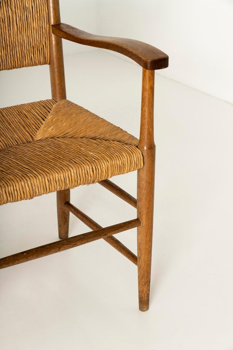 Mid-Century Modern Bench with Oak and Straw For Sale at 1stDibs
