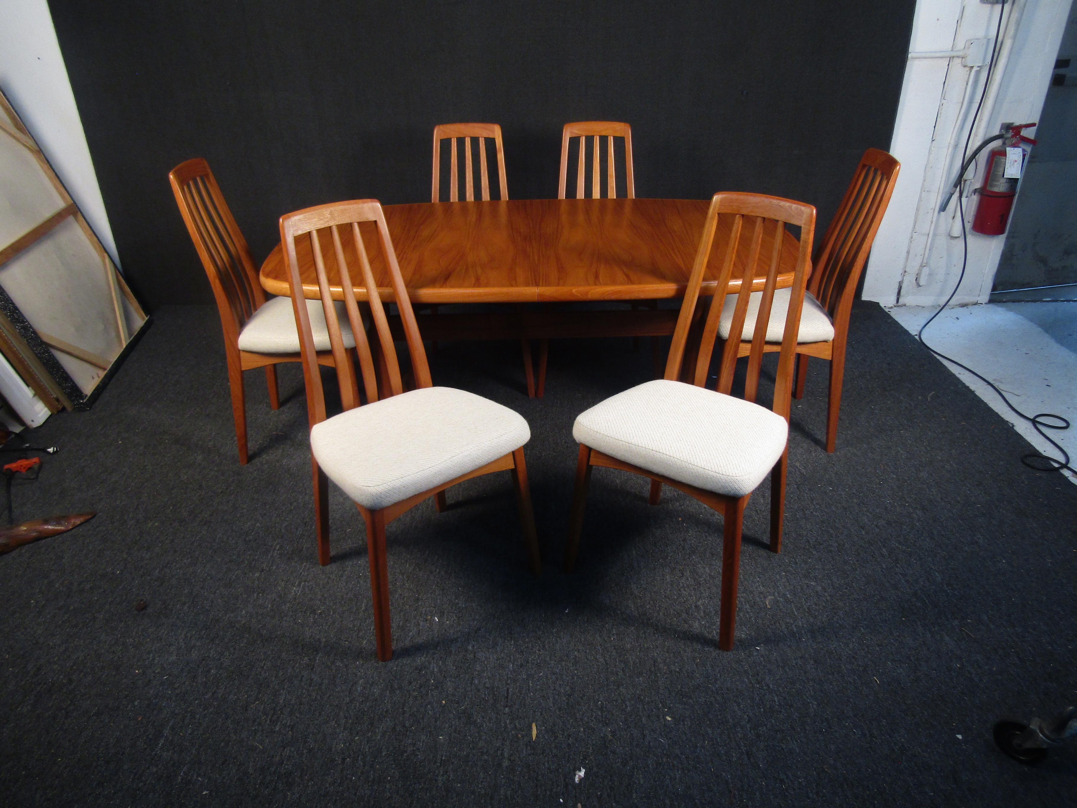 Mid-Century Modern Benny Linden Danish Teak Dining Set at 1stDibs ...