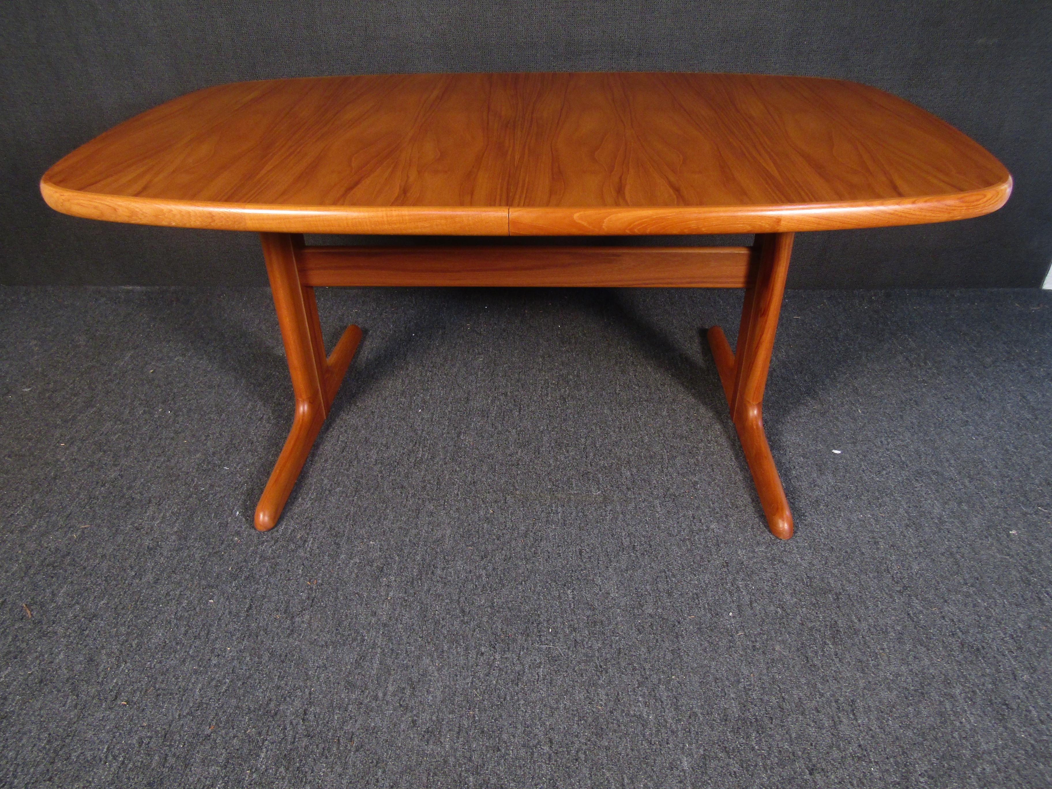 Mid-Century Modern Benny Linden Danish Teak Dining Set at 1stDibs ...