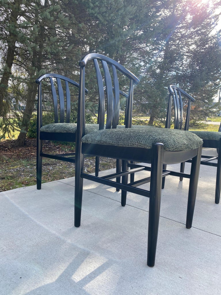 Mid-Century Modern Black Lacquer Wishbone Dining Chairs, Set of 4 For ...