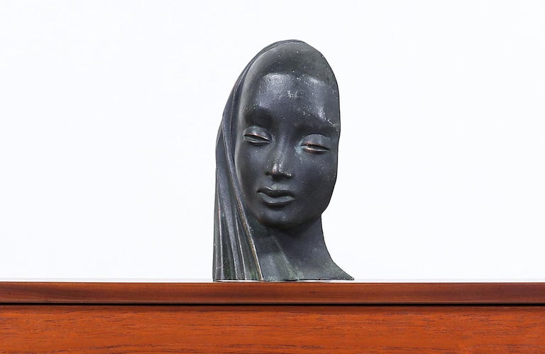 Mid-Century Modern Bronze Women Bust Sculpture at 1stDibs | modern lady ...