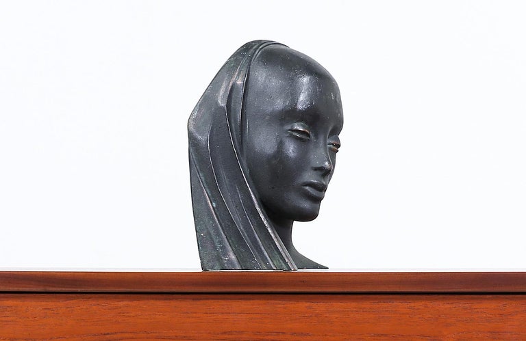 Mid-Century Modern Bronze Women Bust Sculpture at 1stDibs | modern lady ...