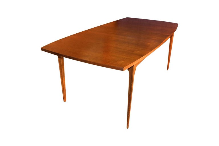 Mid-Century Modern Broyhill Expandable Dining Table For Sale at 1stDibs