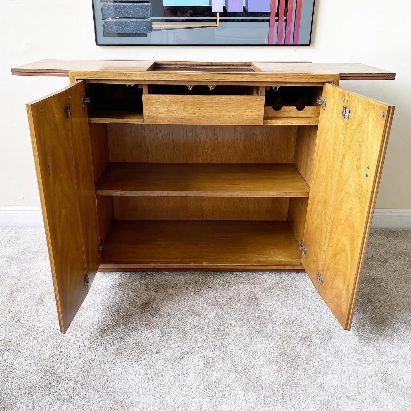 Mid-Century Modern Buffet/Dry Bar by Drexel For Sale at 1stDibs
