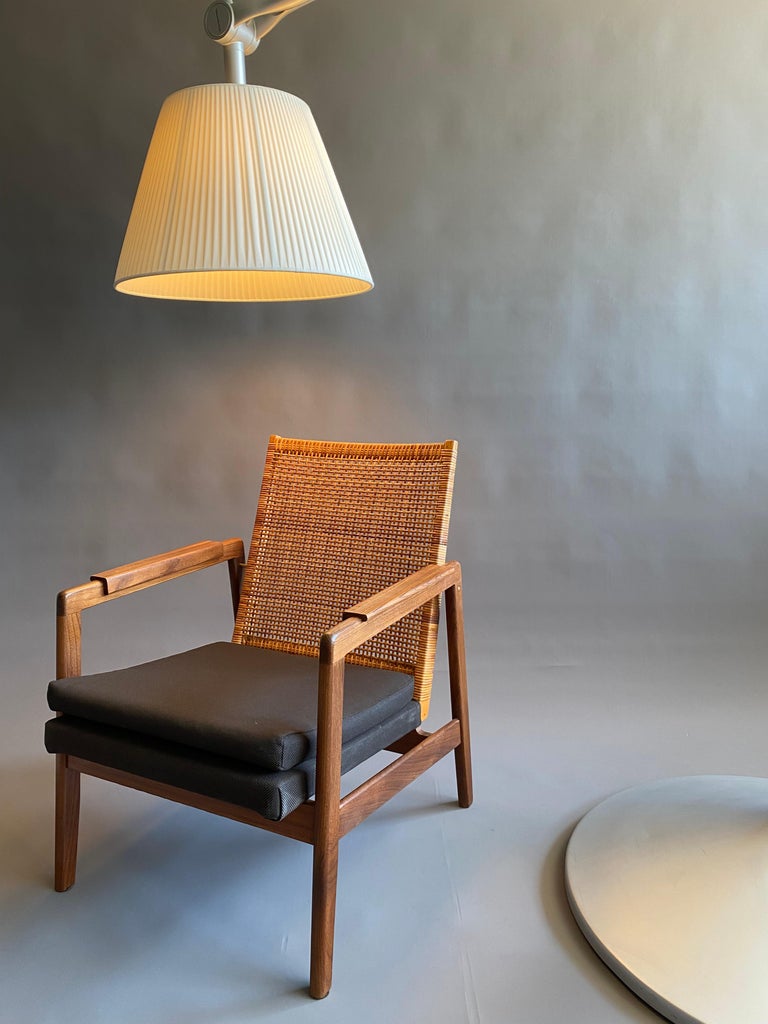Mid-Century Modern Cane and Wood Lounge Chair For Sale at 1stDibs