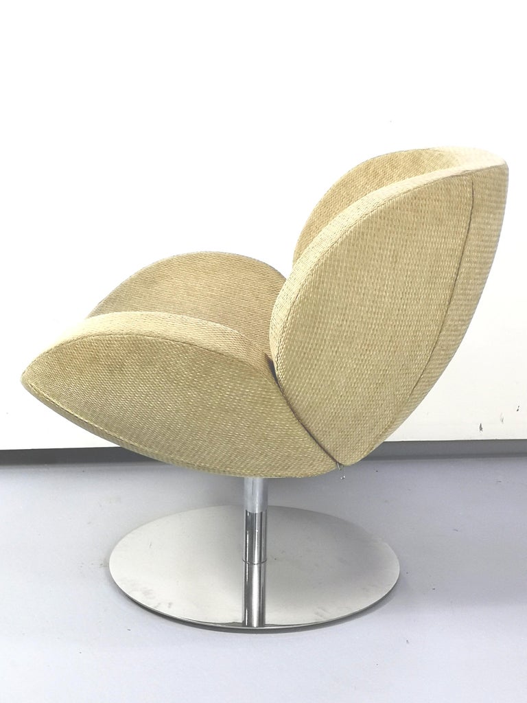 Mid-Century Modern Chrome Swivel Egg Chair at 1stDibs | mcm egg chair ...