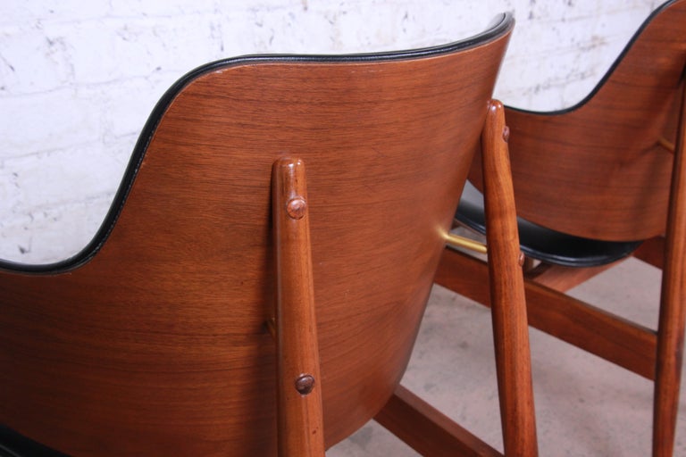 Mid-Century Modern Clam Shell Chairs by Seymour J. Wiener for Kodawood ...