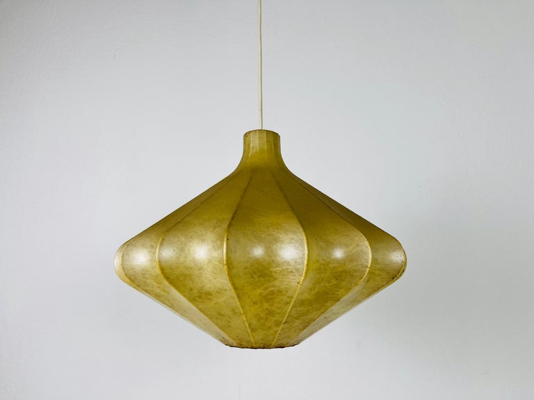 Mid-Century Modern Cocoon Pendant Light, 1960s, Italy For Sale at 1stDibs