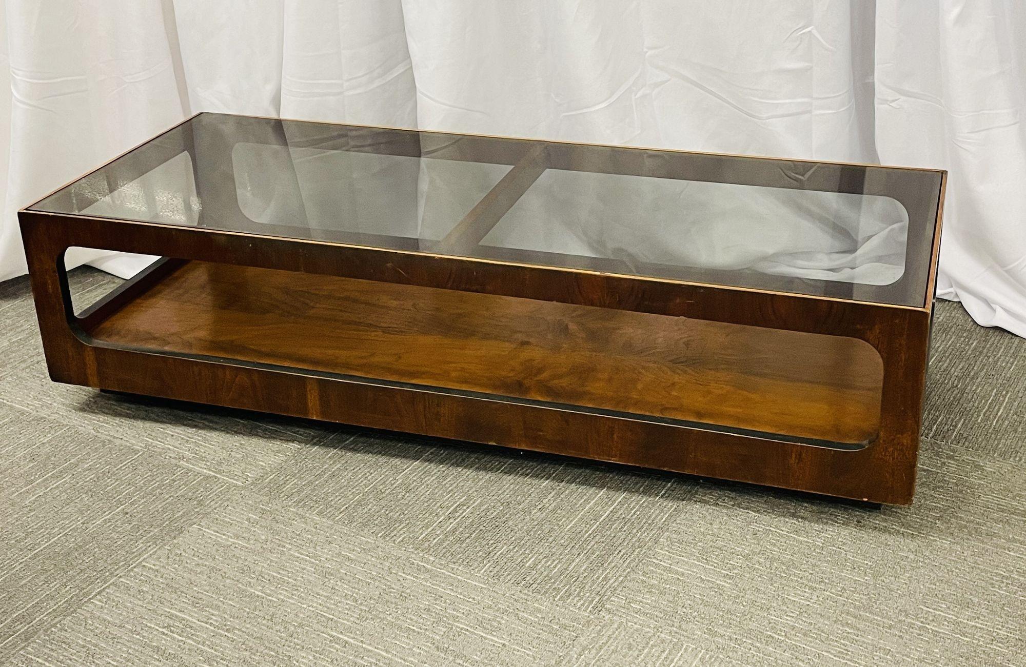Mid Century Modern Coffee, Cocktail Table at 1stDibs