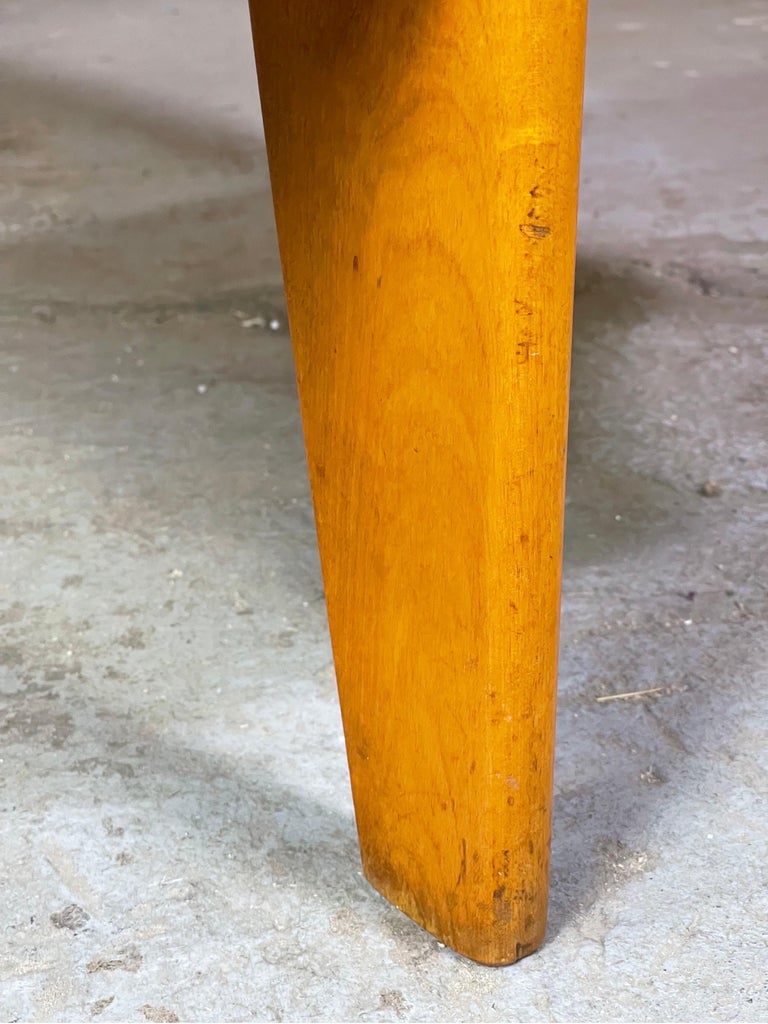 Mid-Century Modern Corner Table by Russel Wright for Conant Ball at 1stDibs