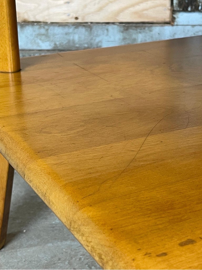 Mid-Century Modern Corner Table by Russel Wright for Conant Ball at 1stDibs