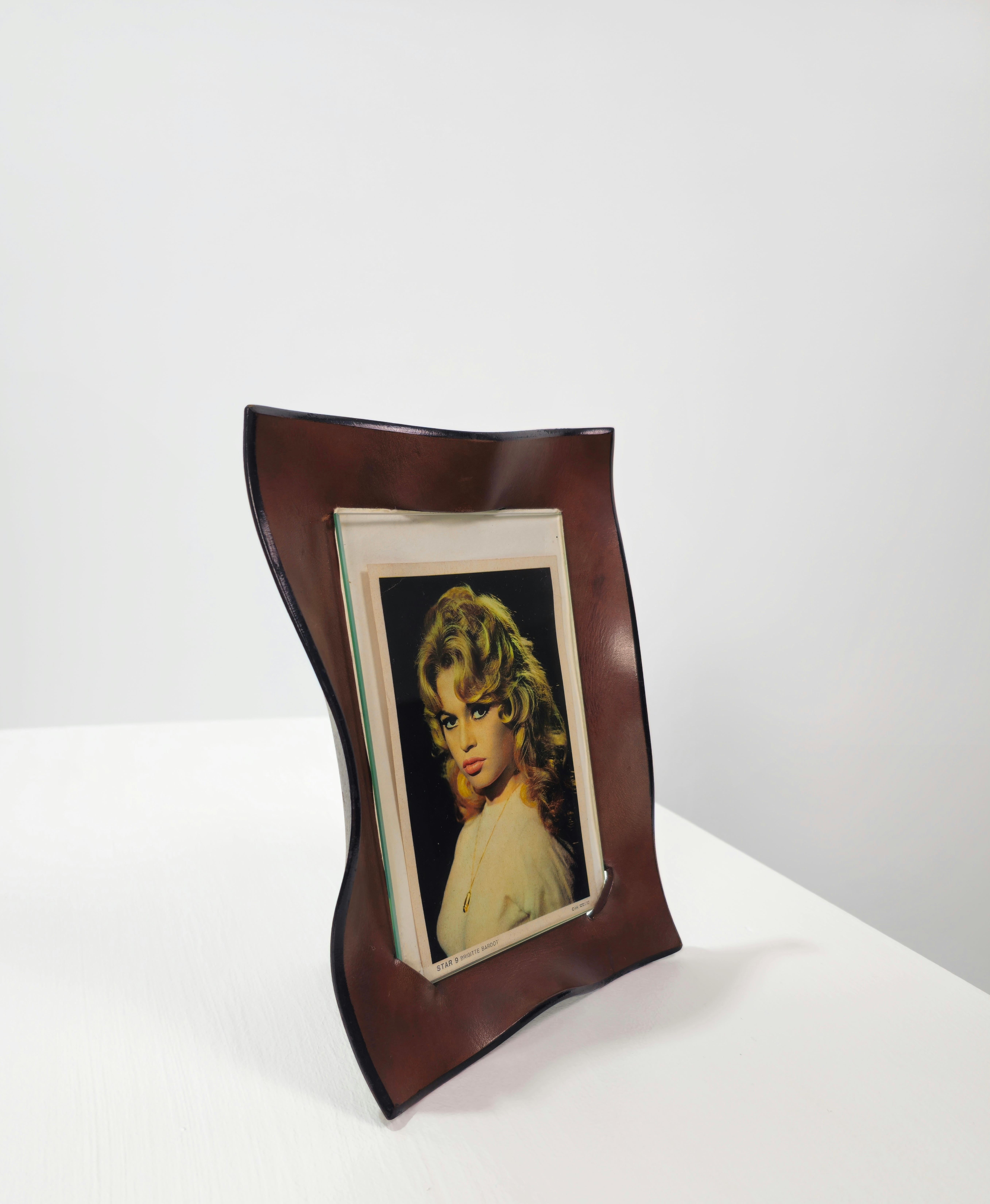 Mid Century Modern Curved Leather Photo Frame Design Italy 1970s For ...
