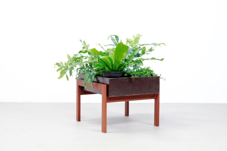 Mid-Century Modern Danish Planter in Teak, 1960 at 1stDibs