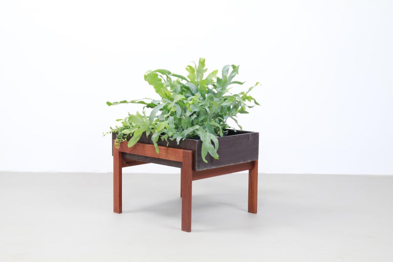 Mid-Century Modern Danish Planter in Teak, 1960 at 1stDibs