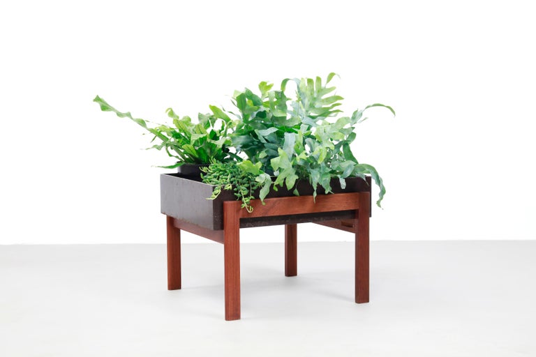 Mid-Century Modern Danish Planter in Teak, 1960 at 1stDibs
