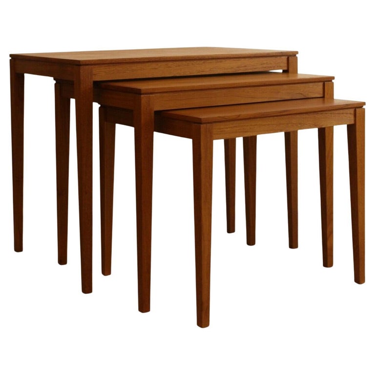 Mid-Century Modern Danish Set of 3 Nesting Tables at 1stDibs