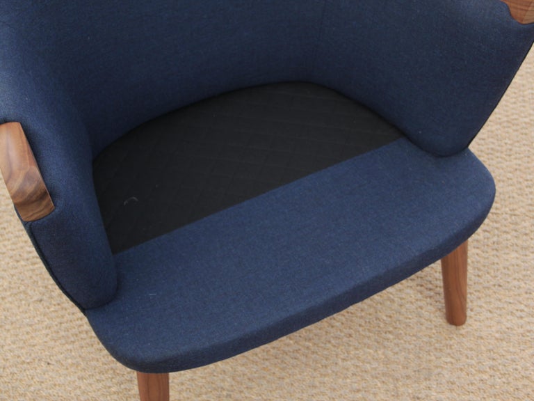 Mid-Century Modern Danish Sofa Model CH 71 by Hans Wegner For Sale at ...