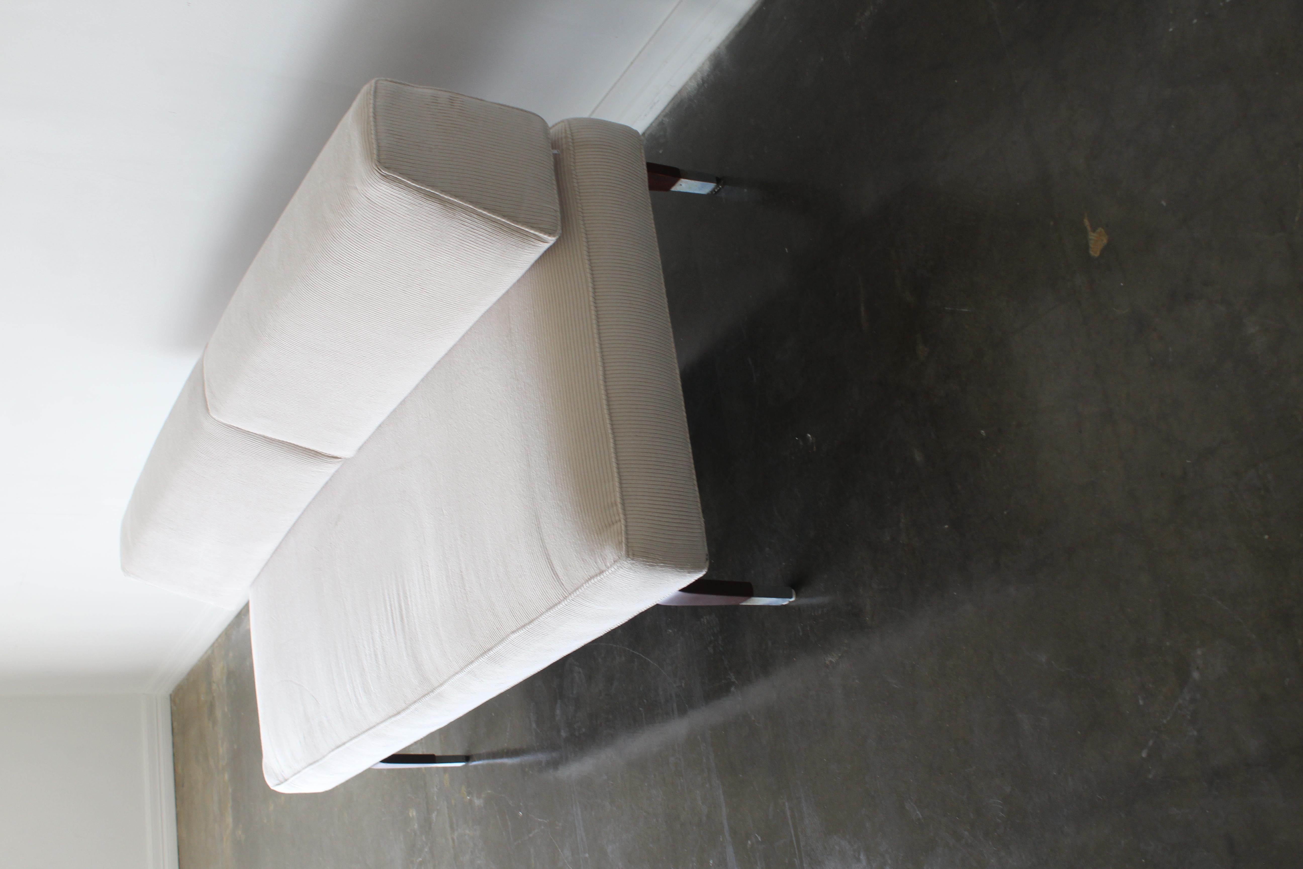 Vintage Daybed For Sale at 1stDibs