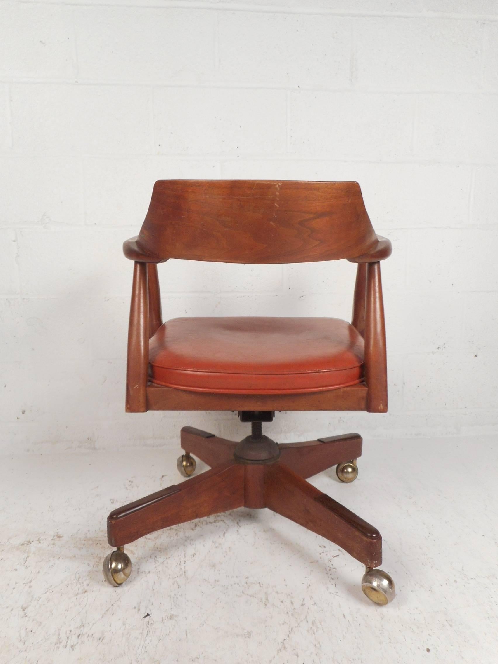 Mid-Century Modern Desk Chair For Sale at 1stDibs | vintage mid century ...