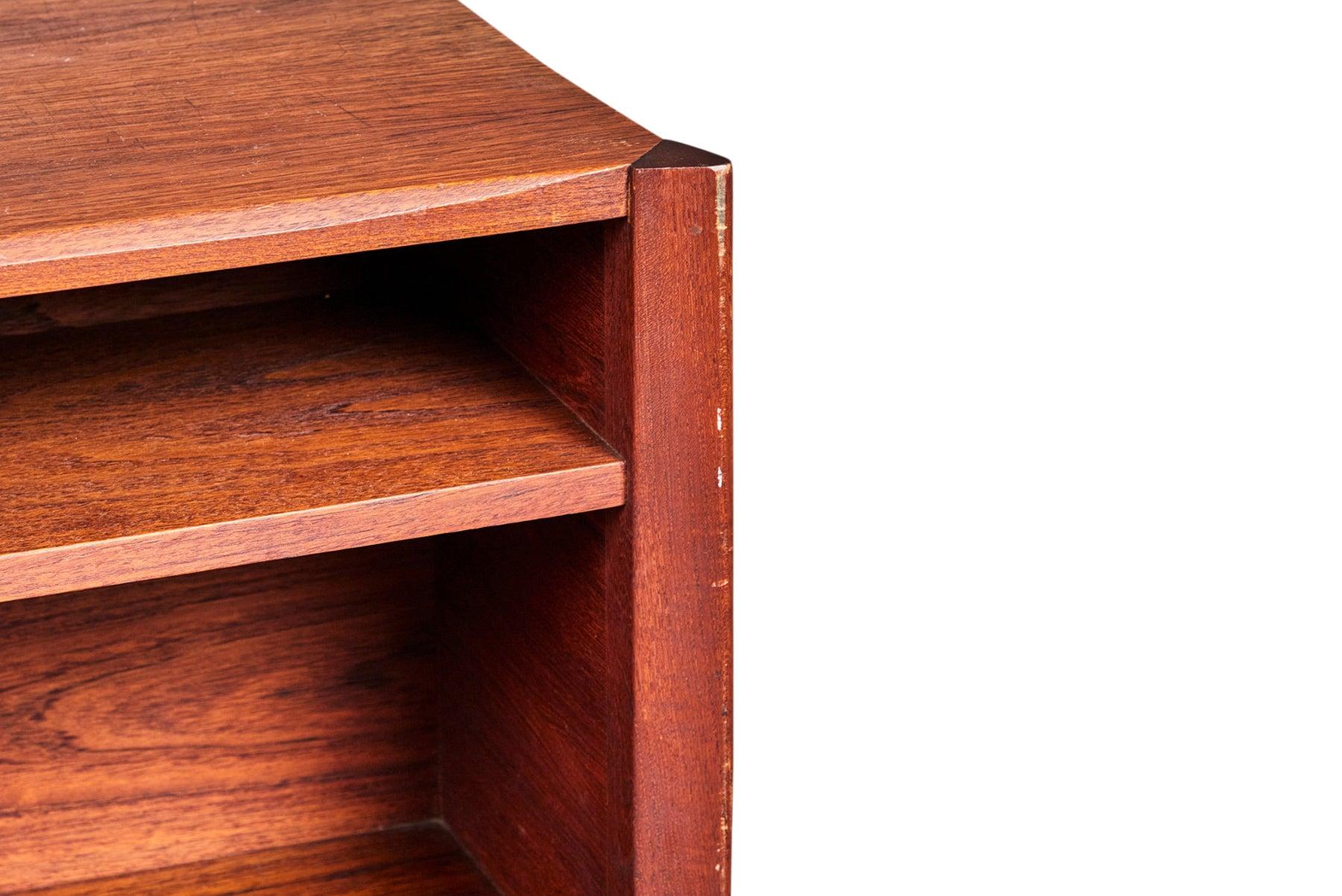 Mid-Century Modern Desk in Teak by Wilhelm Renz For Sale at 1stDibs