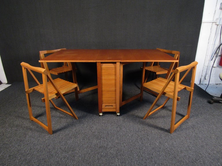 Mid-Century Modern Drop Leaf Dining Room Set at 1stDibs