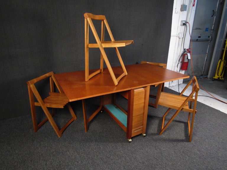 Mid-Century Modern Drop Leaf Dining Room Set at 1stDibs