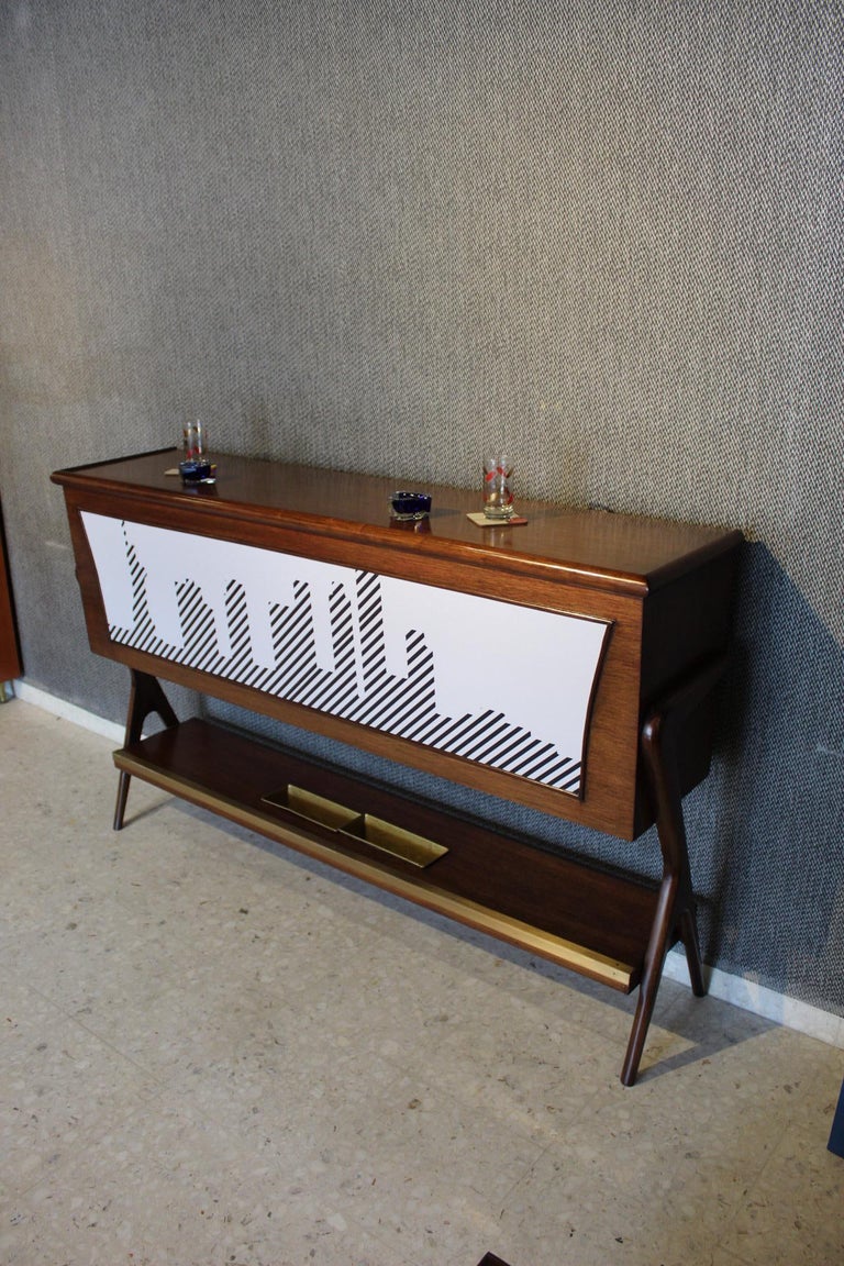 Mid-Century Modern Dry Bar For Sale at 1stDibs