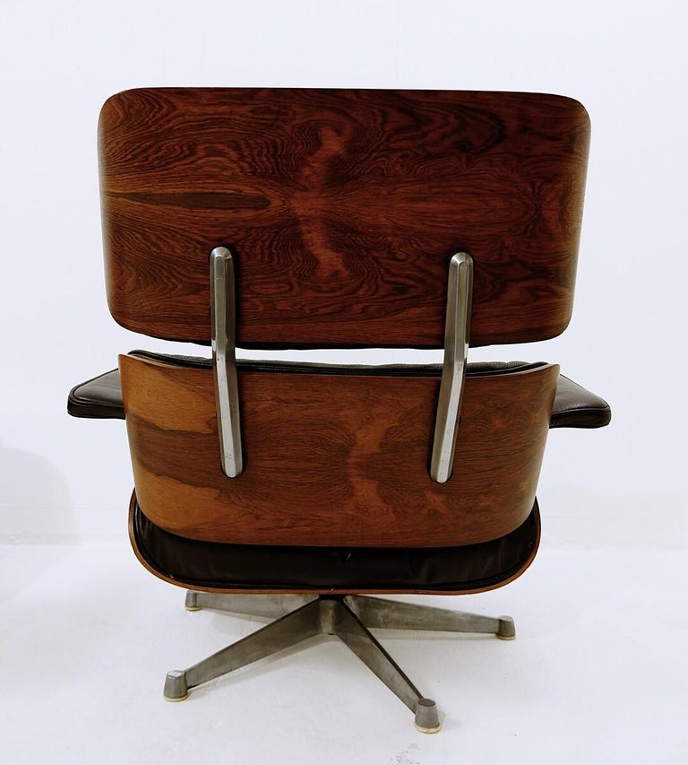 Mid-Century Modern Eames Lounge Chair and Ottoman at 1stDibs