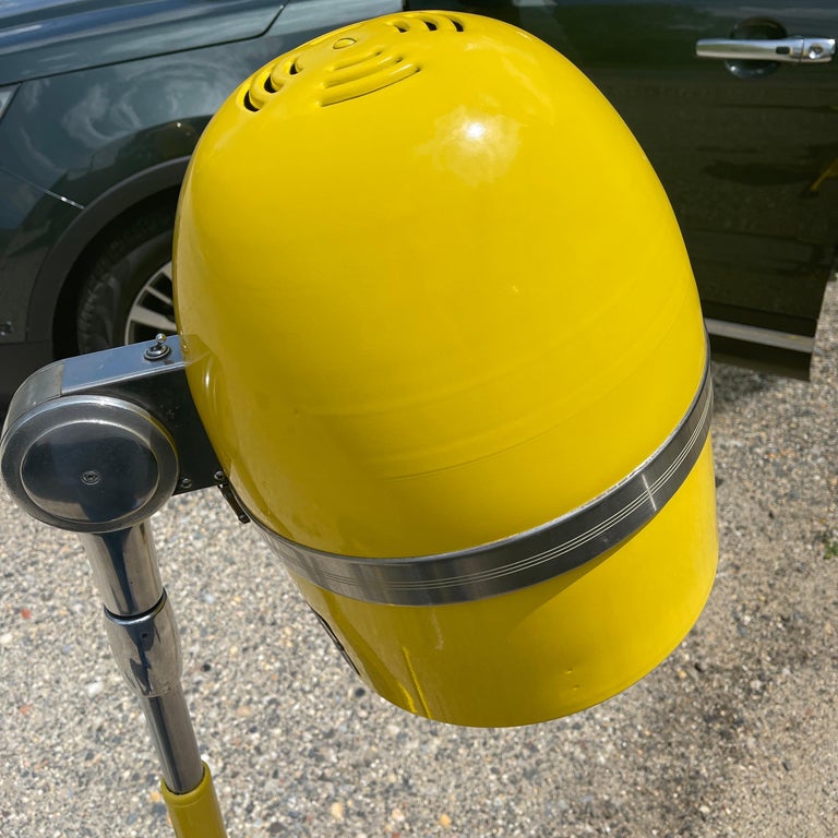 Mid-Century Modern Empress Helene Curtis Bright Sunshine Yellow ...