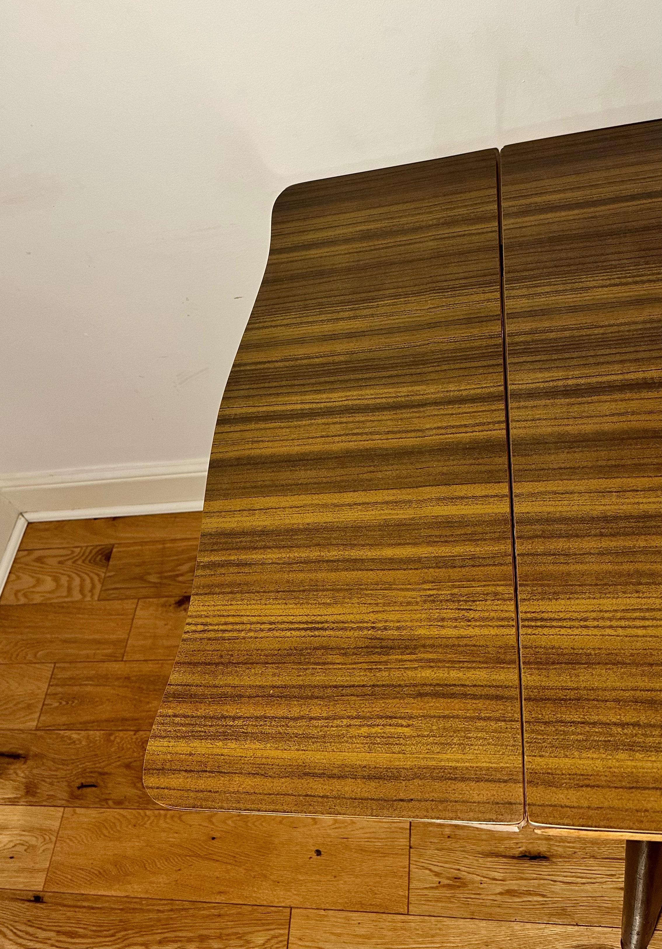 Mid-Century Modern Extending Dining Formica Table For Sale at 1stDibs