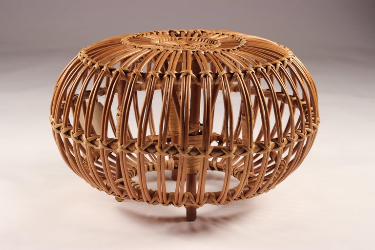 Mid-Century Modern Wicker Ottoman, Stool or Side Table For Sale at 1stDibs