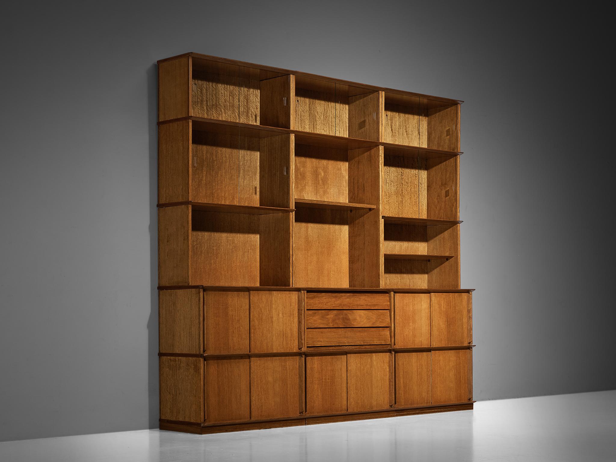 Mid-Century Modern French Modular Bookcase in Walnut and Glass For Sale ...