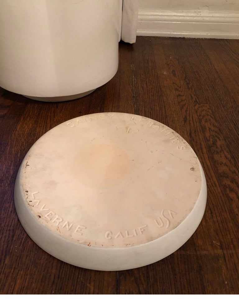 Mid-Century Modern Gainey Pottery, White Made in California at 1stDibs