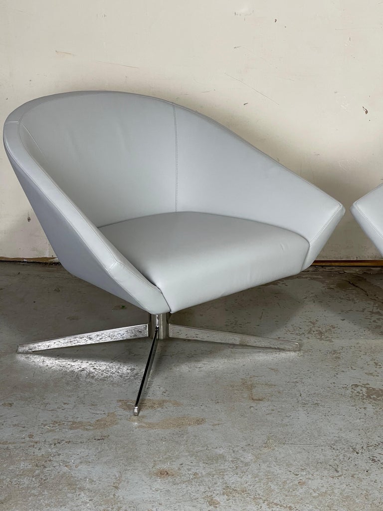 Gray Leather Lounge Chairs by Jeffrey Bernett for Bernhardt For Sale at ...