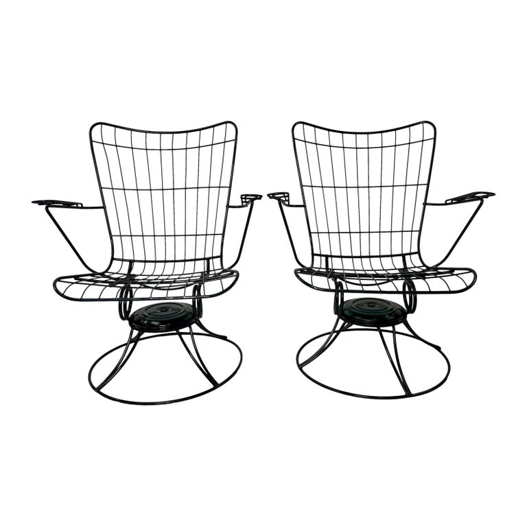 Mid-Century Modern Green Cast Iron Homecrest Wire Lounge Chairs, a Pair ...